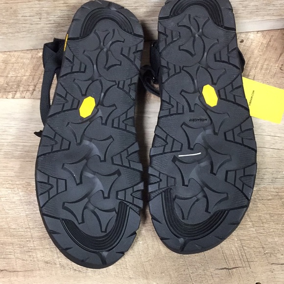 Merrell | Shoes | New Mens Merrell Breakwater Velcro Strap Outdoor ...